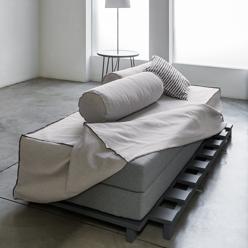 Gervasoni BEDS Kubu XL Hocker / Schlafsofa